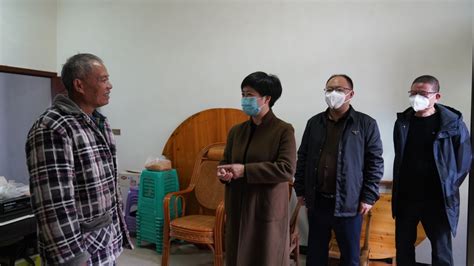 推动关口前移 强化健康服务 蓝景芬赴沙湾镇调研督导农村疫情防控工作