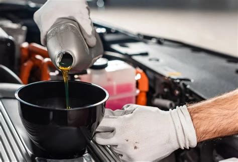How Often Should You Check The Engine Oil Level In Your Car