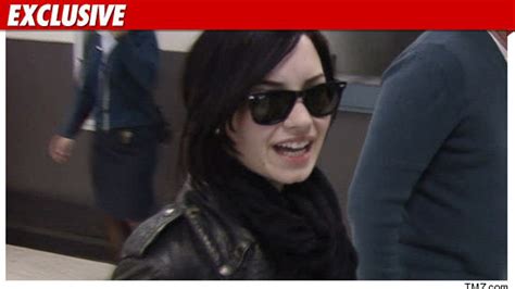 Demi Lovato Leaves Treatment Facility