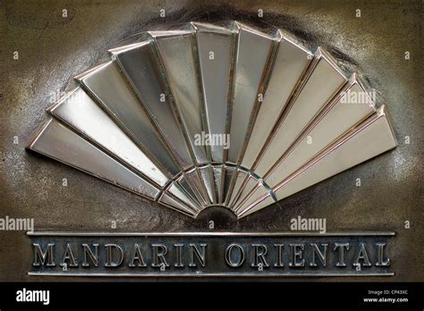Mandarin Hotel Logo The Mandarin Oriental Hotel Group Case In Point