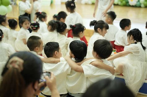 礼别幼时光·乘风再起航——湖州市第三幼儿园开展2024届大班毕业典礼活动