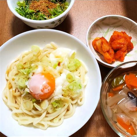 温玉のせうどん ド根性スープ 鶏肩小肉のガーリックケチャップ炒め 壬生菜のごま和えナナ Snapdish スナップディッシュ Id