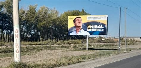 Tortoriello se cortó solo con campaña propia y se picó en Río Negro