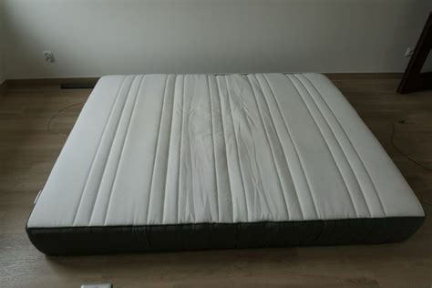 Oddam materac ikea hovag 160x200 Bartoszyce • OLX.pl