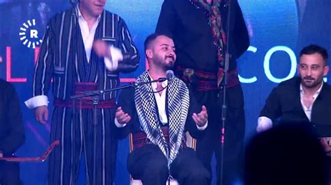 گوێ لەم گۆرانییەی گرووپی جۆلەمێرگ بگرە لە گالای نەورۆزی ئامەد؛ هۆڵەکە