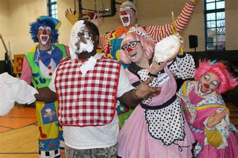Clowns Picture From Mott Campus Clowns Facebook Clown Character Picture