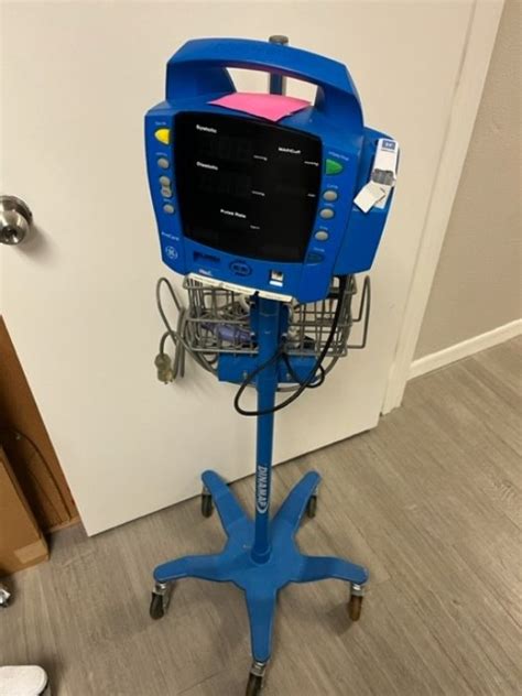 Dinamap Vital Monitor For Sale