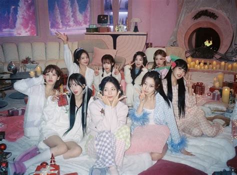 221217 Smtown Twitter Update Red Velvet X Aespa Beautiful Christmas