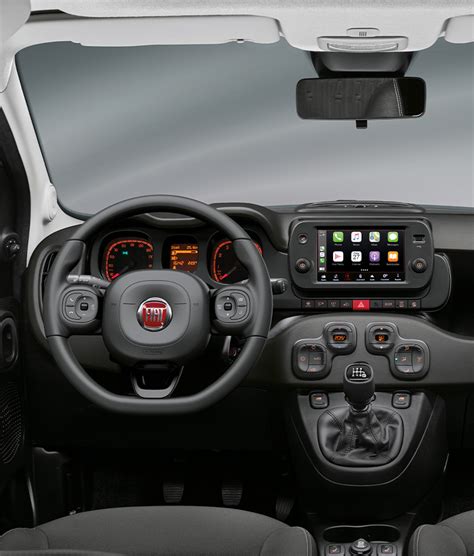 Speciální řada Fiat Panda Hybridní Městský Vůz Fiat Česká Republika