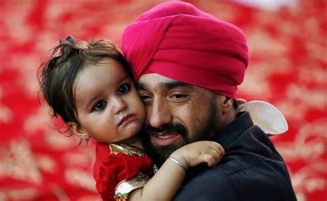 Lost Between Both Worlds Why Afghan Sikhs Hindus Are Leaving Home