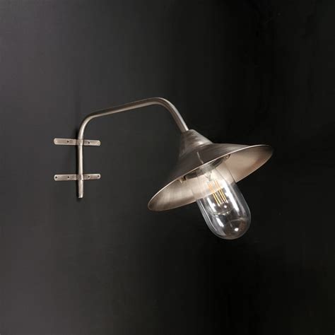 Helios Bulkhead Brass Poseidon