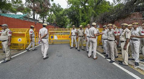 Delhi International Fake Passport Visa Racket Busted 500 Such