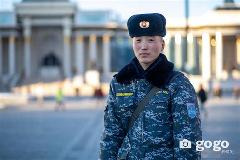 Би эх орноороо тусгаар тогтнолоороо өөрөөрөө БАХАРХДАГ