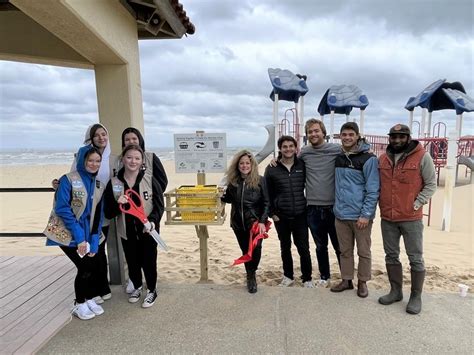 Icymi Elwood Girl Scouts Earn Silver Award W Beach Recycling Project