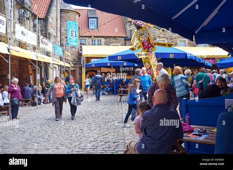 Edinburgh Festival 2014 Edinburgh Scotland Pleasance Courtyard Stock