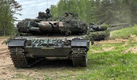 Polish Leopard 2pl Tanks Operating Near The Suwalki Gap R Polandcentral