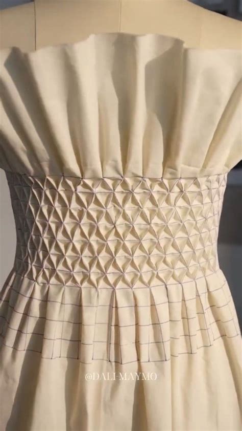 Técnicas De Manipulación De Telas Reciclaje Textil Bordado Punto A