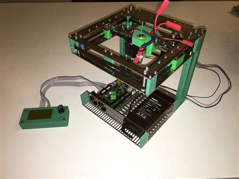 Dice A Tiny Rigid And Superfast 3d Printer 32 Steps Instructables