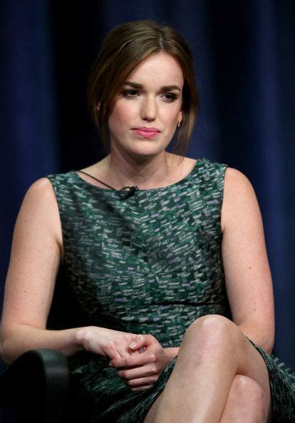 29 Elizabeth Henstridge Fap Tribute Ideas Elizabeth Henstridge