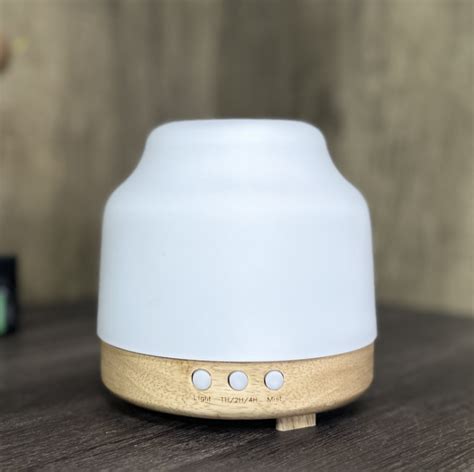 White Matte Glass Solid Wood Base Diffuser Home Office Fragrance Ultrasonic Aroma Diffuser With