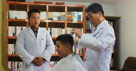 병사 두발 규정 바뀐다간부·병사 머리 길이 통일