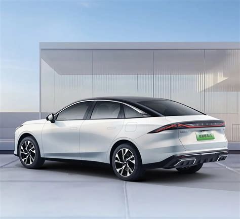 High Speed Cheap New Energy Vehicle Pure Electric Geely Auto Galaxy L6