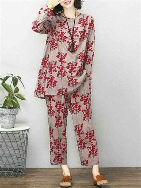 Pin Di Winda Yanti Su Serba Serbi Dettagli Di Moda Abiti Carini Sartoria
