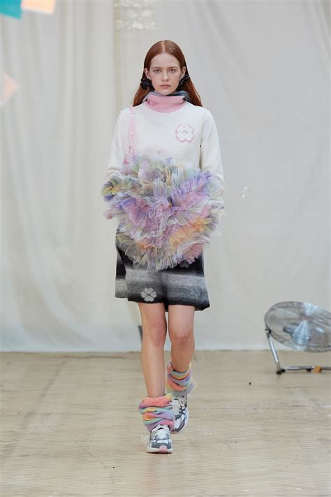 Susan Fang Fall 2024 Ready To Wear Runway Fashion Show Collection