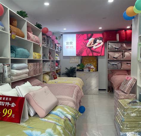 【6图】大梁门主路，两边卖化妆品吃的鞋店，店🈵2年累计有老客，开封龙亭龙亭区商铺租售生意转让转让 开封58同城