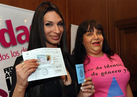 Mientras Cobra A Los Enfermos Hasta Por Las Toallas De Los Hospitales Catalu A Sufrag