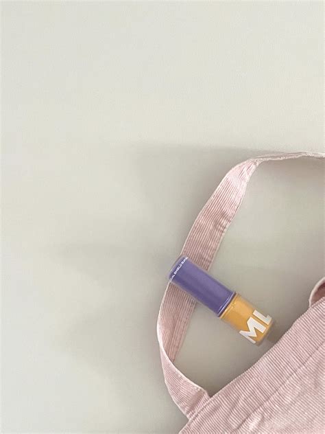 윤윤이네 육아기록 • 아이와여행 매일 책읽는습관 가진 우리애기들 ️ 뛰어놀기다 좋아하고 책도 봐주는 윤윤이들 요즘 등원하원이 바빠 첫째와의 시간이 적었다는걸 느끼는