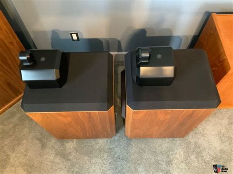 Bandw Matrix 801 Series 2 Loudspeaker With Optional High Pass Alignment Filter Isoacoustics Stand