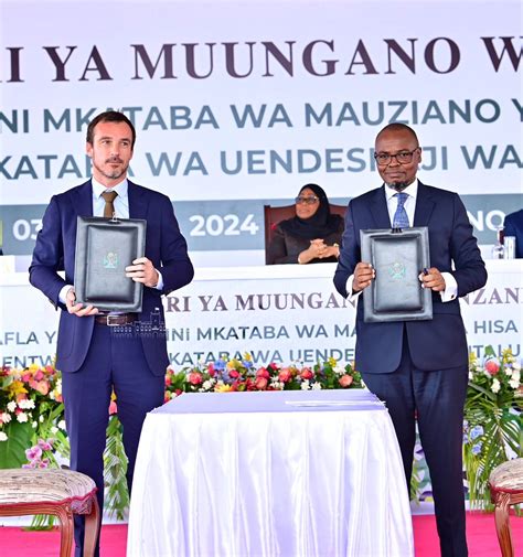Rais Samia Ashiriki Hafla Ya Utiaji Saini Mkataba Wa Mauziano Ya Hisa Za Kampuni Ya Wentworth