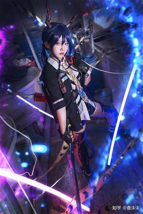 Messie Huang Cos