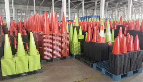 Traffic Cone Color 10 Different Colors And What Do They Mean