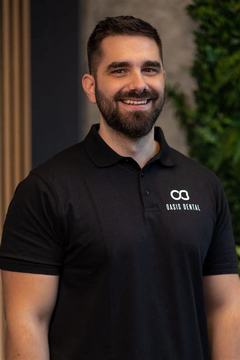 Edi Dedić Dr Dent Med Oasis Dental