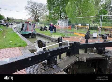 Barge In Lock Hillmorton Locks Oxford Canal Rugby Warwickshire