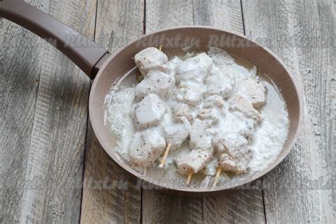 Куриное филе на шпажках на сковороде 12 фото в рецепте