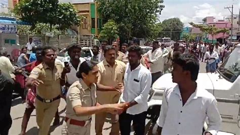 7 arrested for assaulting woman dsp during protest in tamil nadu