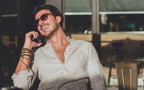 돈에 여유 있는 사람은 절대 하지 않는 말 성장곰