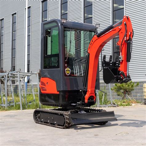 Small Digging Machine 1800kg Mini Excavator For Garden Excavators And Earth Moving Machinery
