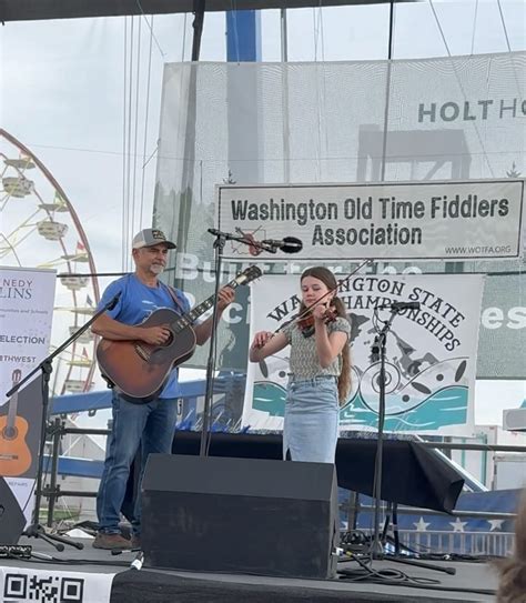 Lori Henriques Lorihenriques • Instagram Photos And Videos