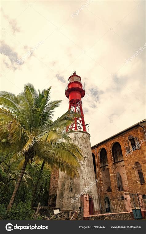 Lighthouse Tower Building Lighthouse Tower Devils Island Lighthouse