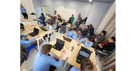 Над 200 директори и учители ще обсъждат социалното и емоционално образование технологии и