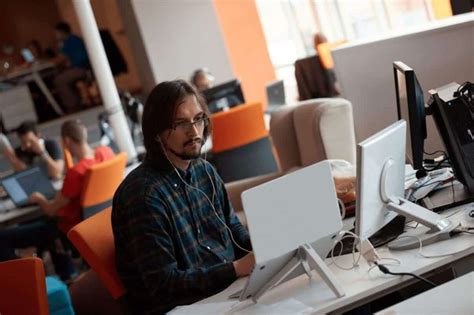 Parallelstaff On Linkedin Successfully Managing Software Developers