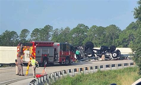 Driver Killed After Semi Truck Overturns On I 4 Exit Ramp Orlando