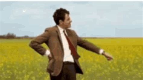 Waiting Gifs Tenor