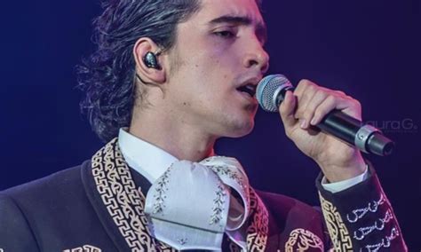 Alex Fernández Lanza Un Adelanto De Su Nuevo Videoclip “lo Primero Que