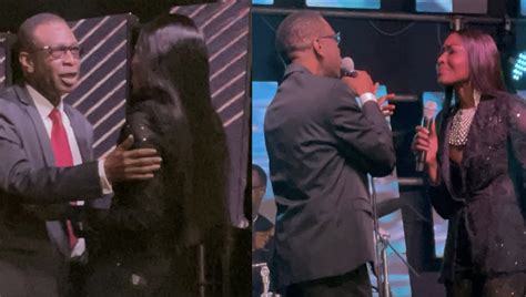 Grand Théâtre Admirez le duo exceptionnel entre Youssou Ndour et la