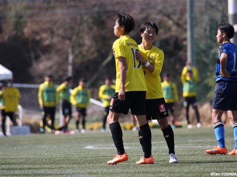 柏u 18から北九州入りする大型ドリブラー、fw吉原楓人は「今後の自分」のためにもプレミア得点王と優勝を誓う